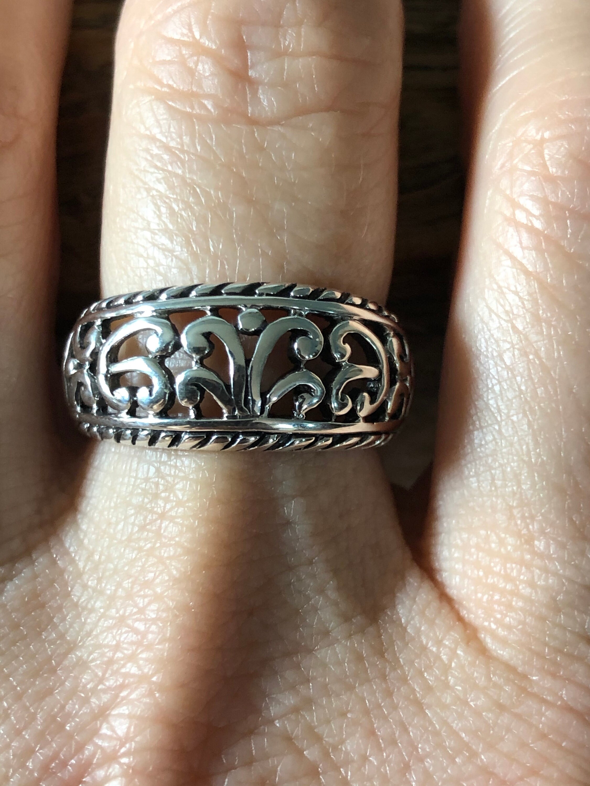 Vintage Style Italian Scroll Wedding Band - Etsy