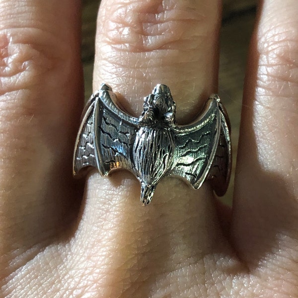 Bat Ring - Etsy