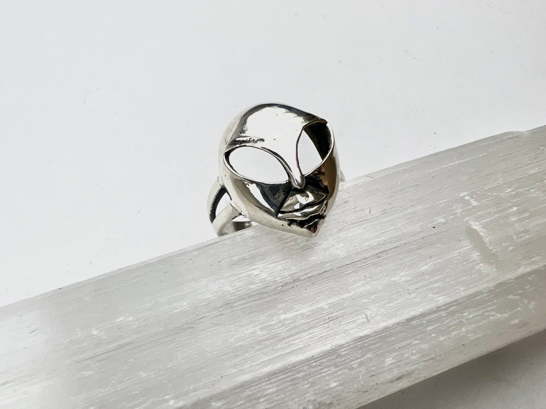 Sterling Silver Alien Ring - Etsy