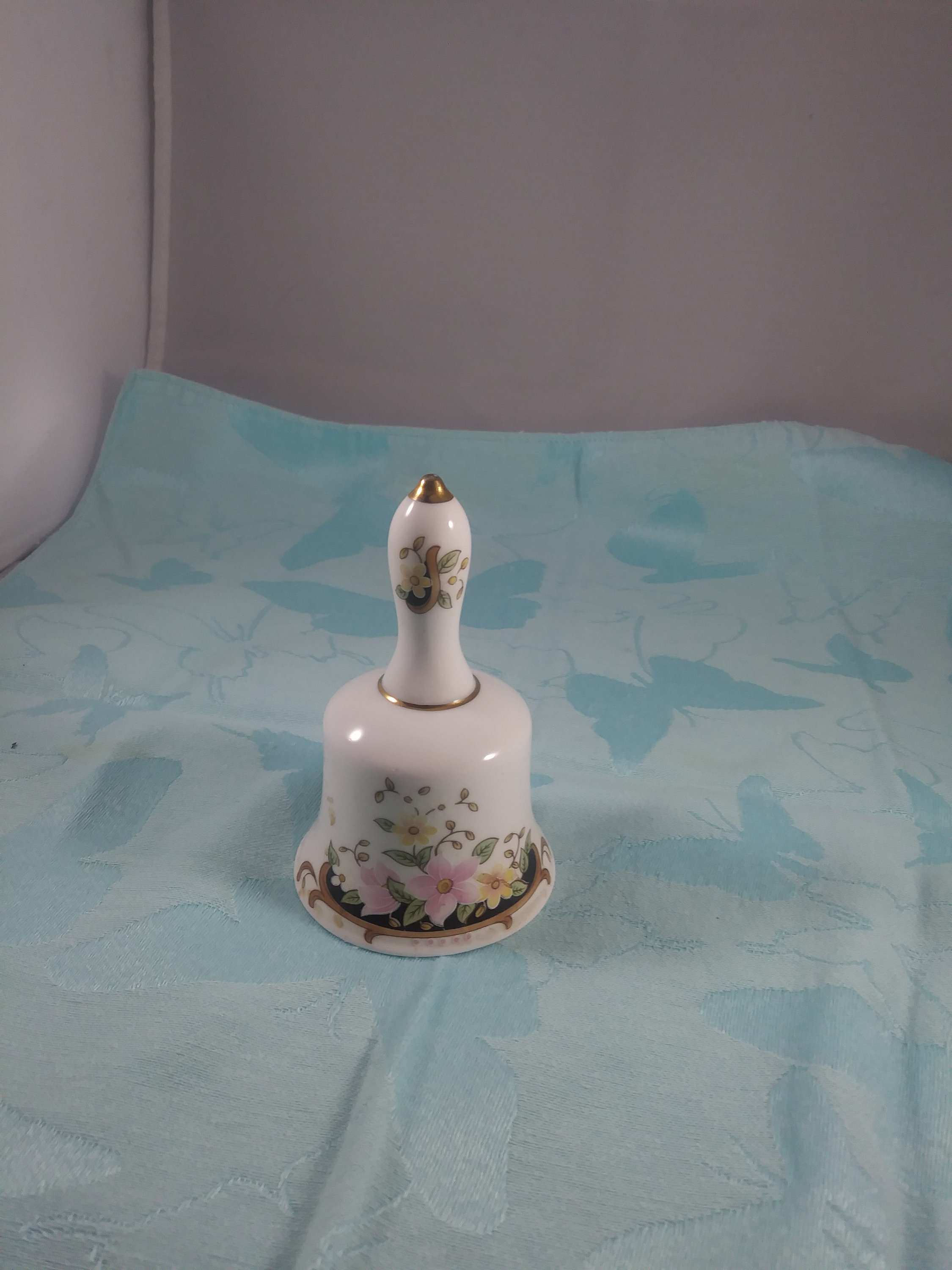 Vintage 1970 Countess Fine Bone China England Bell Floral Gold Trim - Etsy