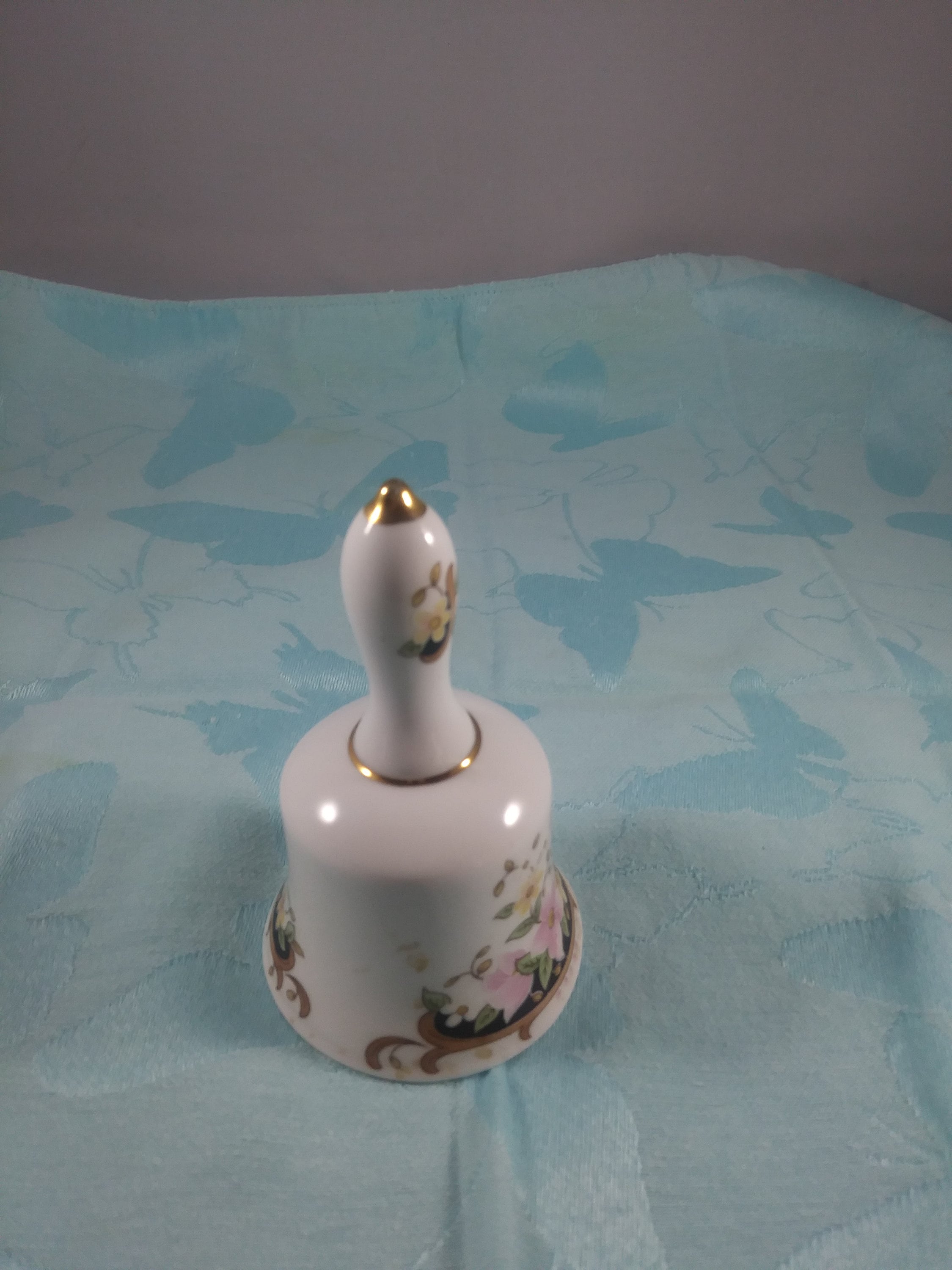 Vintage 1970 Countess Fine Bone China England Bell Floral Gold Trim - Etsy