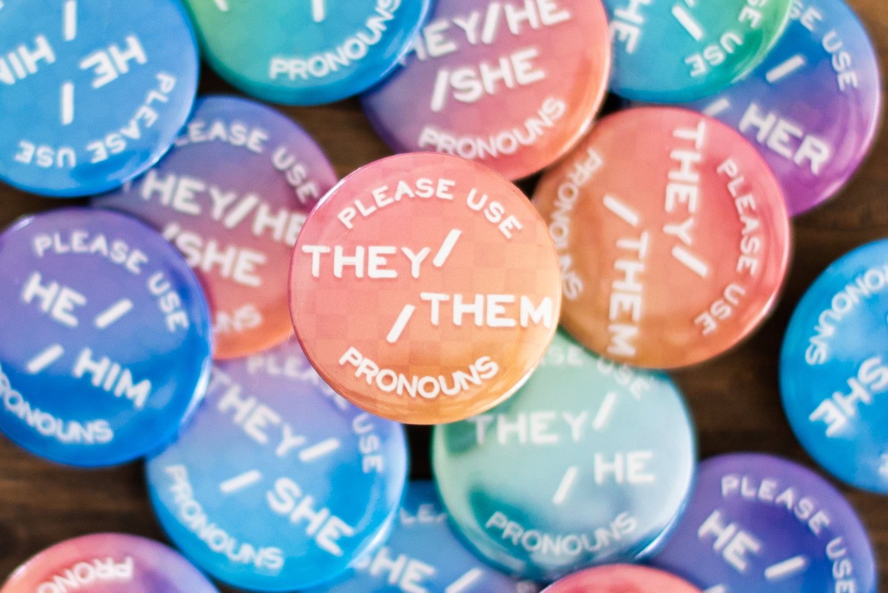 LGBTQ+ Pride Pronoun Buttons 32mm - Etsy