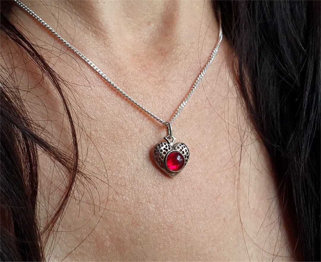 STUNNING UNUSUAL Vintage Silver Ruby Heart Pendant, Vintage Ruby Heart ...