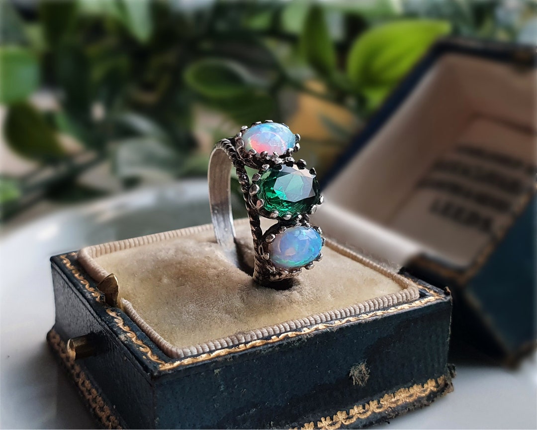 STUNNING IMPRESSIVE Vintage Sterling Silver Opal Emerald Ring, A True ...