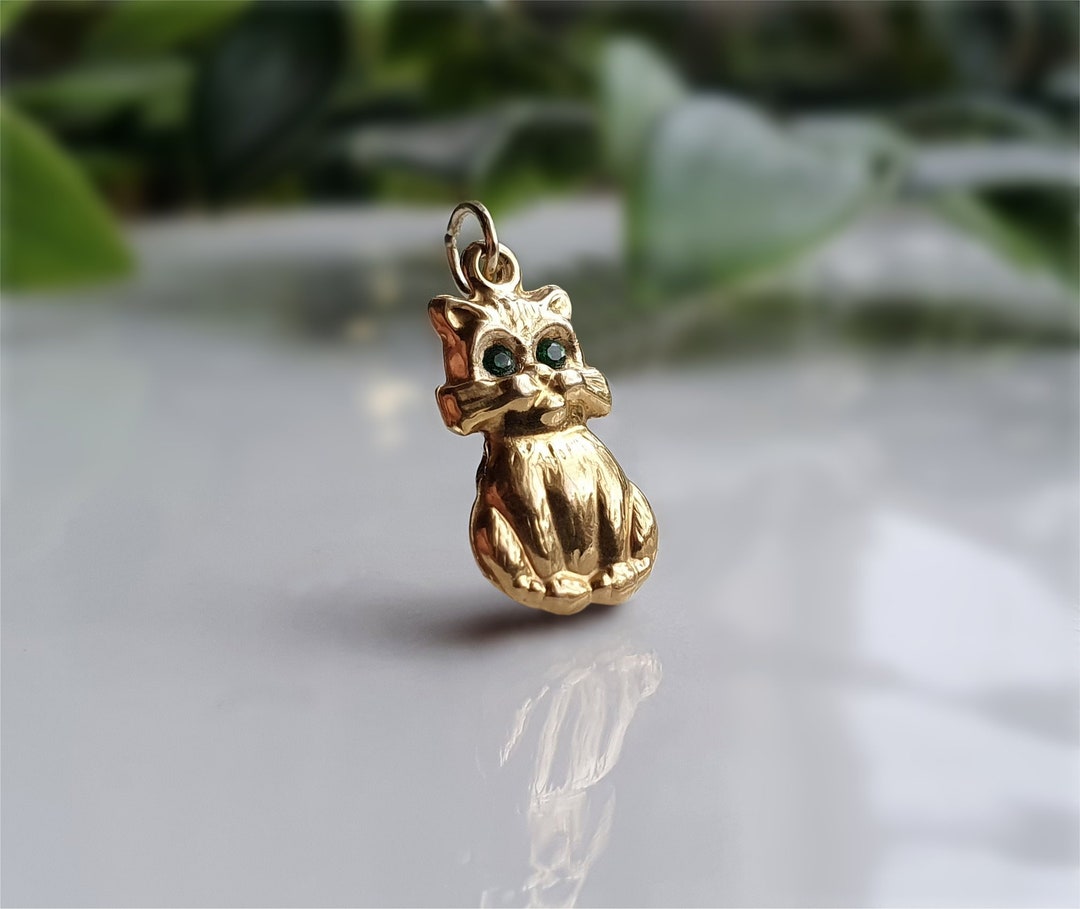 INCREDIBLY RARE Vintage 9ct Gold Emerald Cat Charm, TRY Finding One of ...