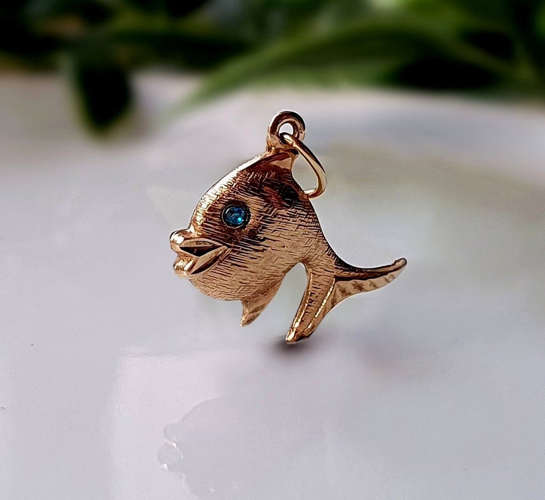 INCREDIBLY RARE 9ct Gold Happy Fish Charm, TRY Finding This Anywhere ...