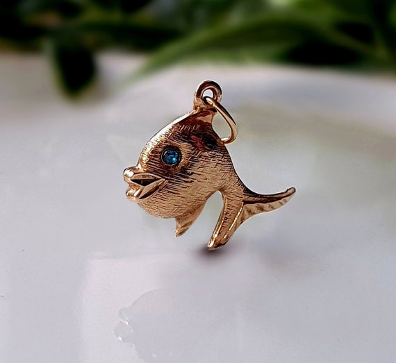 INCREDIBLY RARE 9ct Gold Happy Fish Charm, TRY Findin… - Gem
