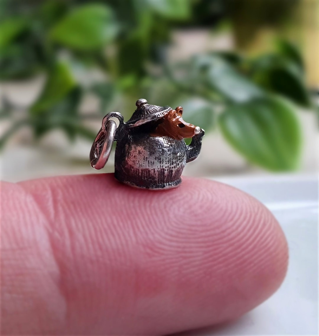 HIGHEST QUALITY Vintage Silver Mouse Charm, Vintage Mouse in Teapot ...