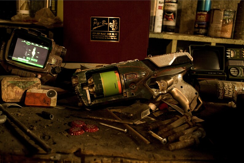 Fallout Nerf Strongarm Laser Pistol | Glow-in-the-dark Gamma Variant ...