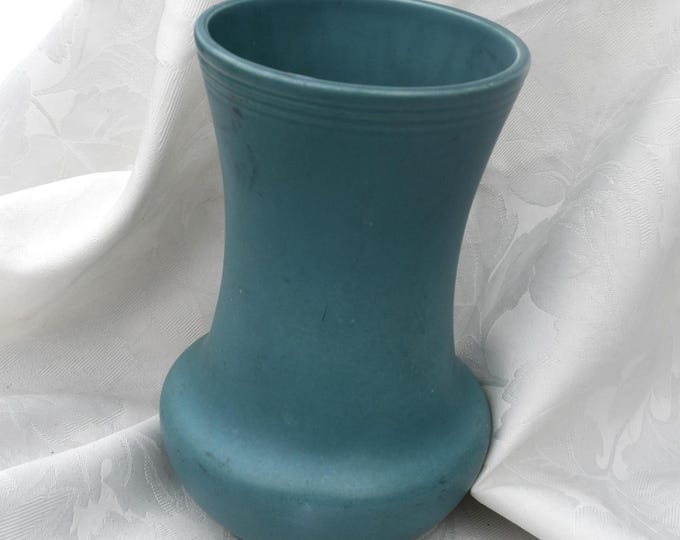 Vintage MCM Pottery Vase - Red Wing Potteries With Star / Number 609 ...