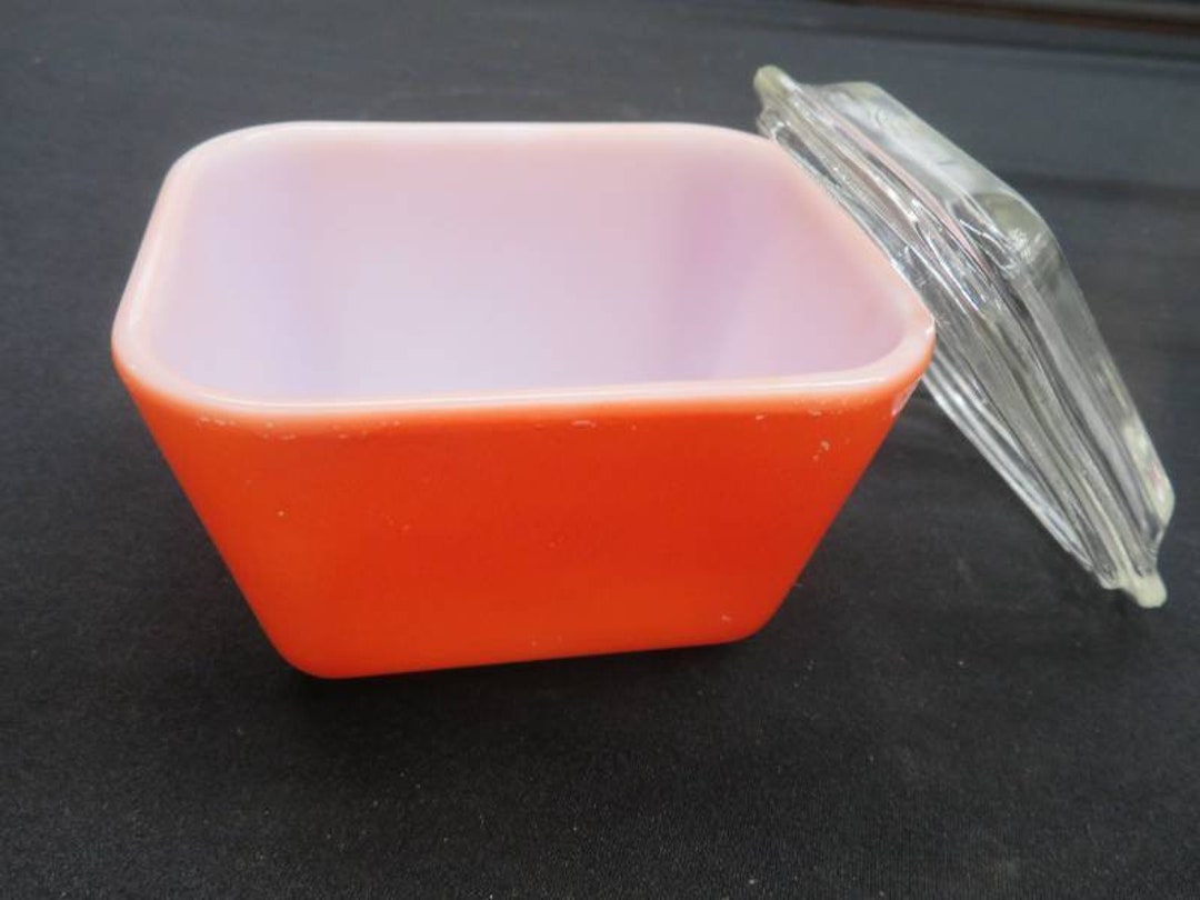 Vintage 1940's Pyrex 501-B Red Refrigerator Dish With Cover - Etsy