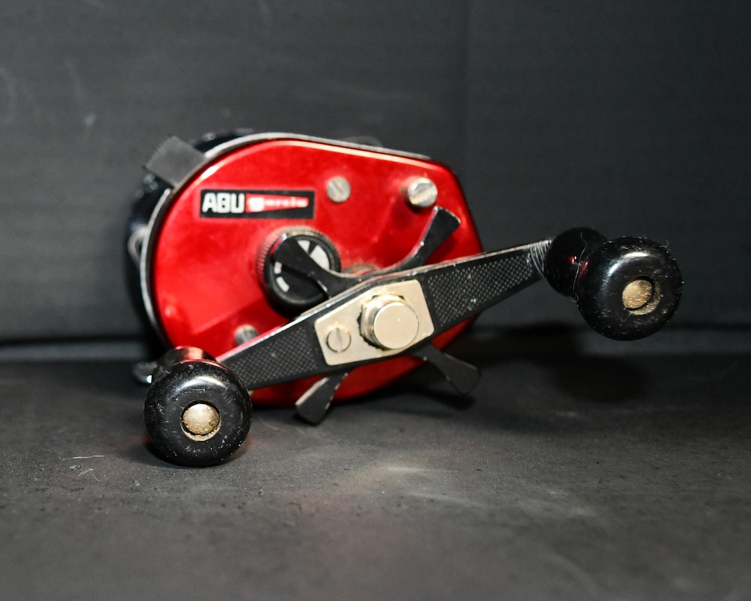 Vintage Rare Abu Garcia Ambassadeur 2000 Baitcasting Fishing Reel ...