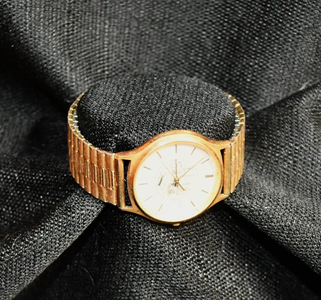 Vintage S/S Hamilton 9812 Gold Tone Swiss Quartz Watch International ...