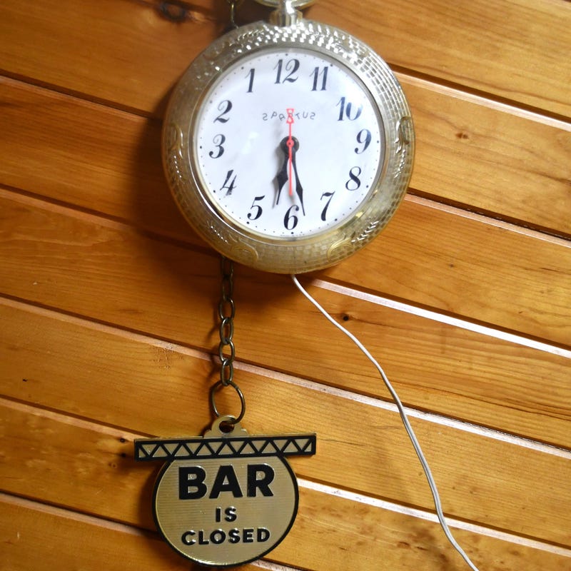 Reverse Clock - Etsy