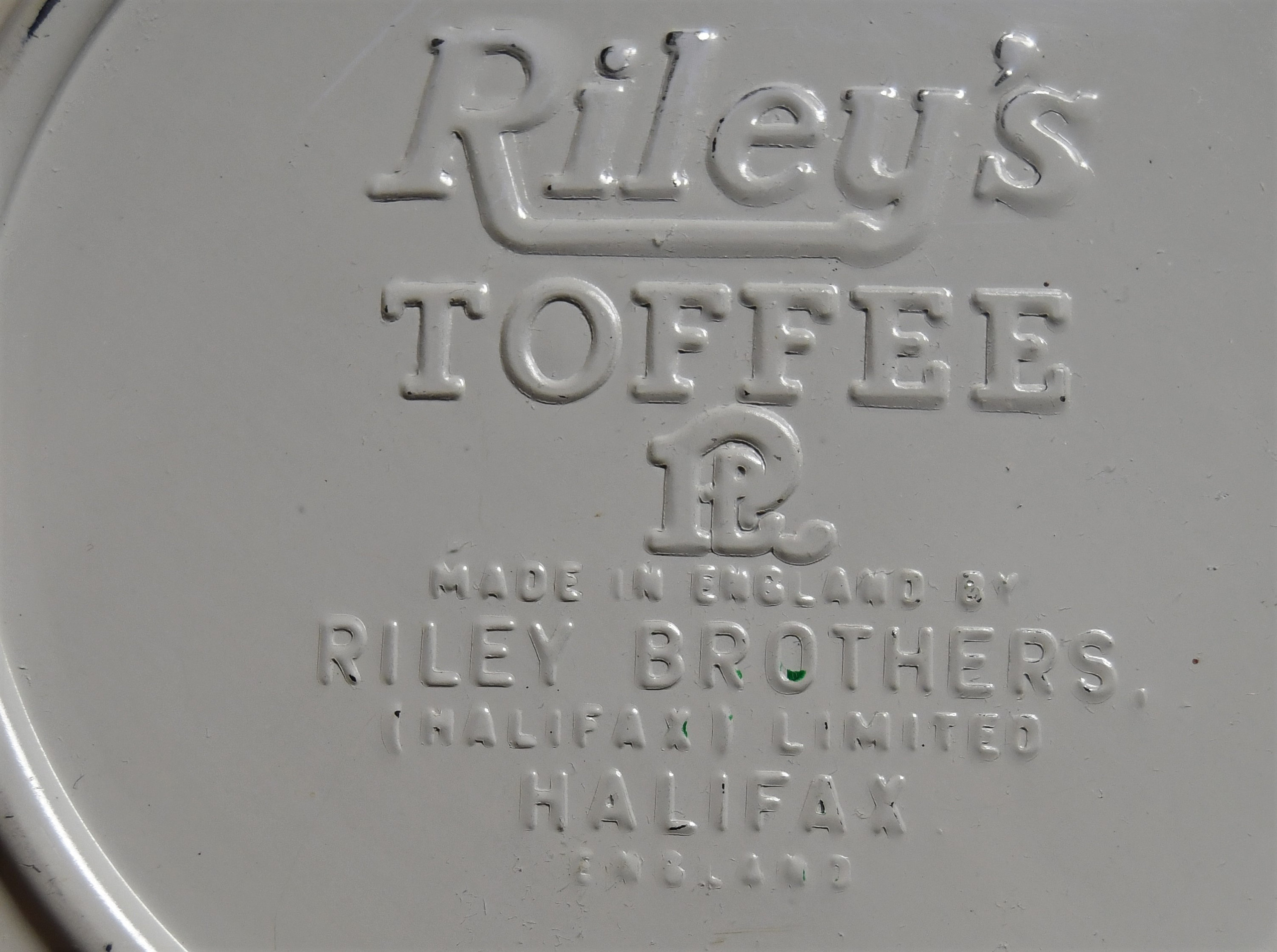 Vintage Riley's Toffee Tin - Graphic of Two Peasants / Embossed Round ...
