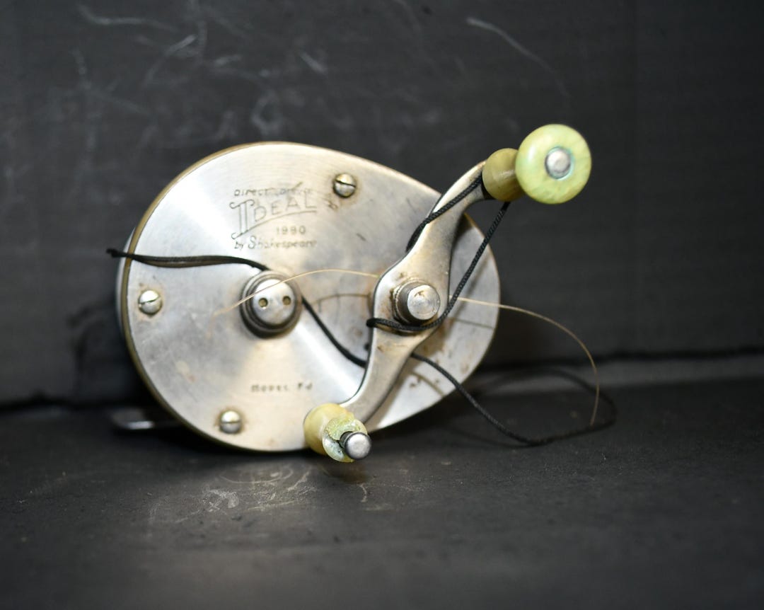 Vintage Shakespeare Direct Drive Ideal No. 1990 Bait Casting Fishing ...