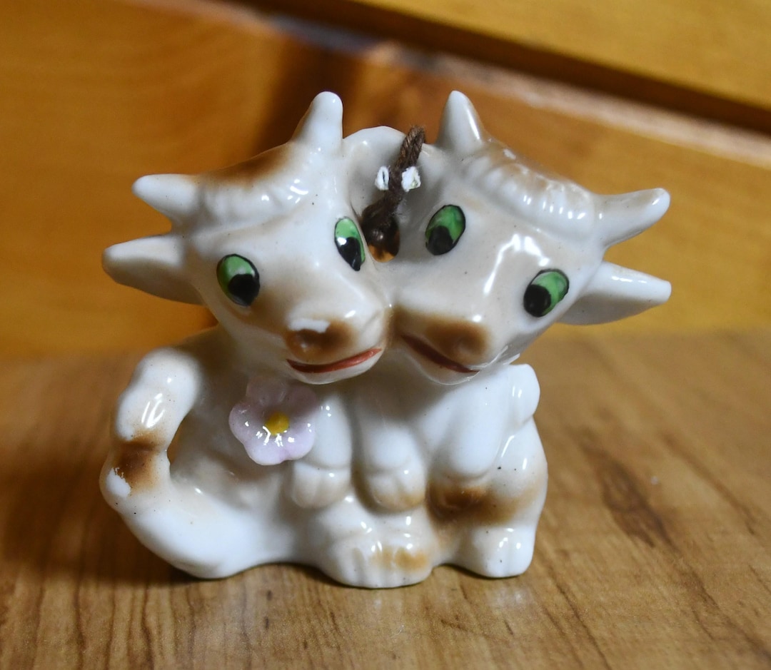 Vintage Ceramic Conjoined Cow Twins 3D Figurine-hand Painted W/pink ...