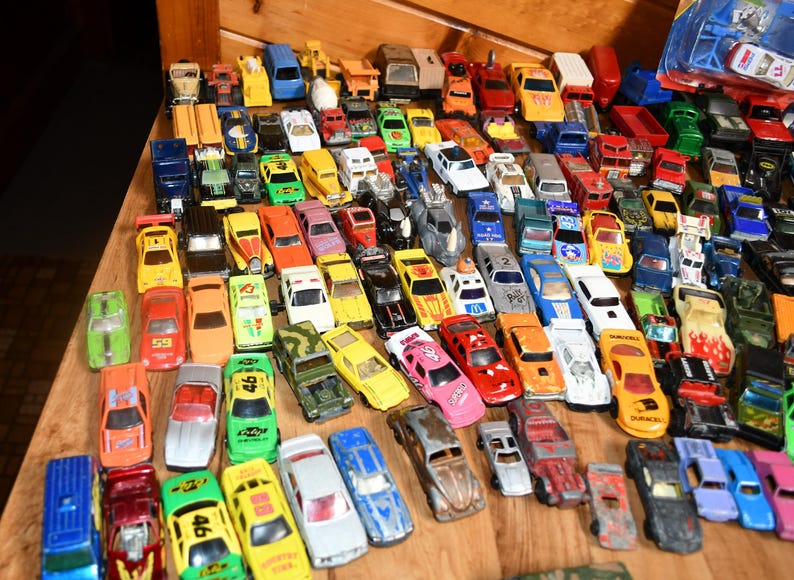 Lot of 154 Vintage Hot Wheels/matchbox/other Die Cast Cars - Lot ...