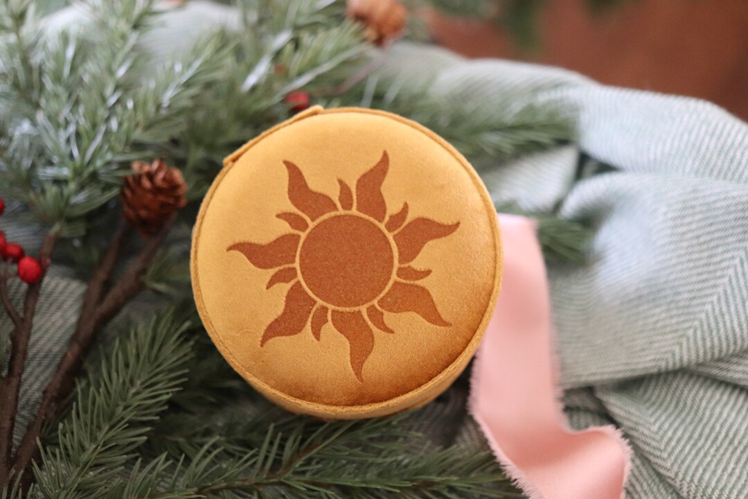 Limited Edition Gold Gleam & Glow Jewelry Case - Etsy