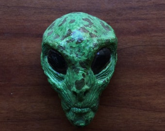 Alien sculpture | Etsy