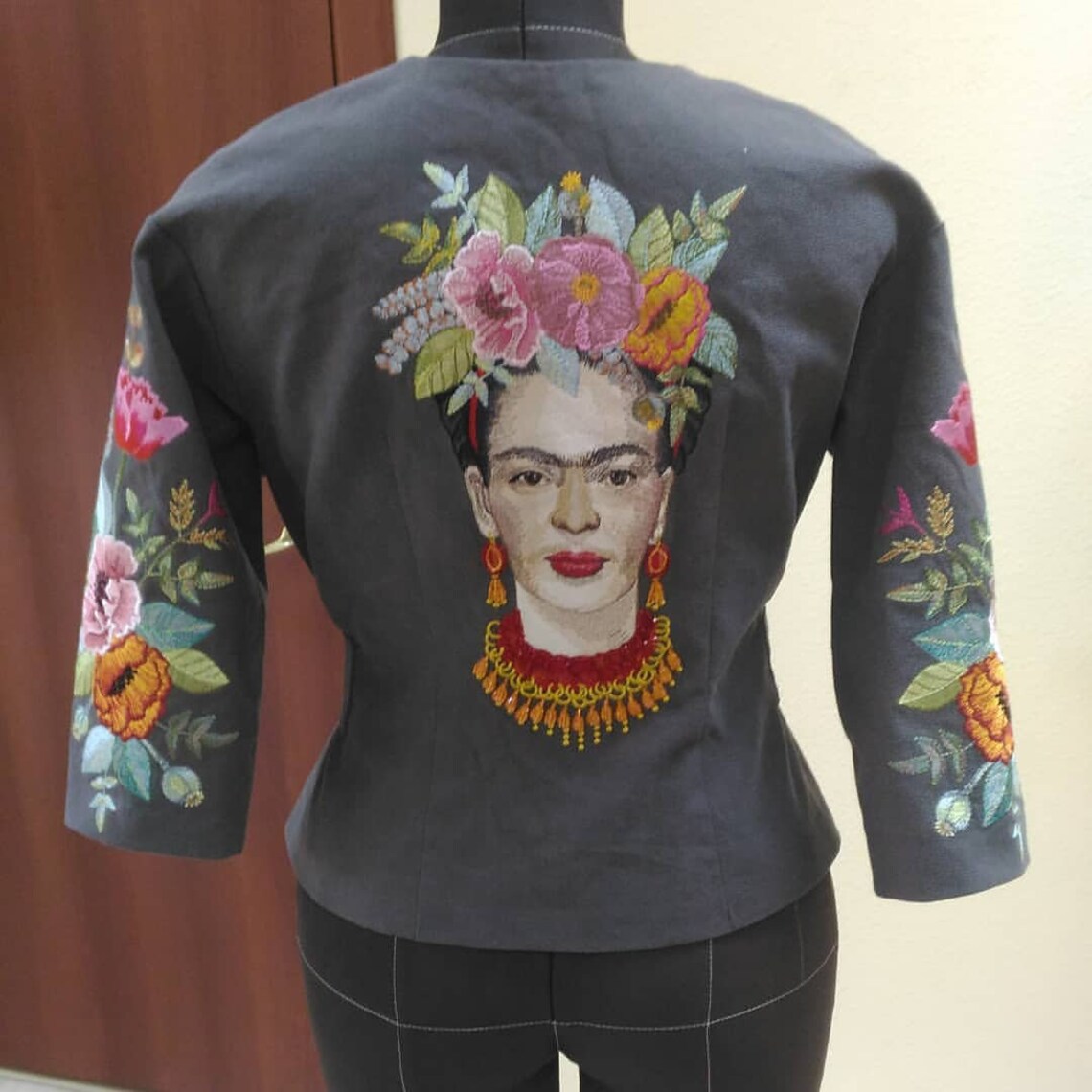 Frida Kahlo. Machine Embroidery Design. Face Head With Flower Head ...