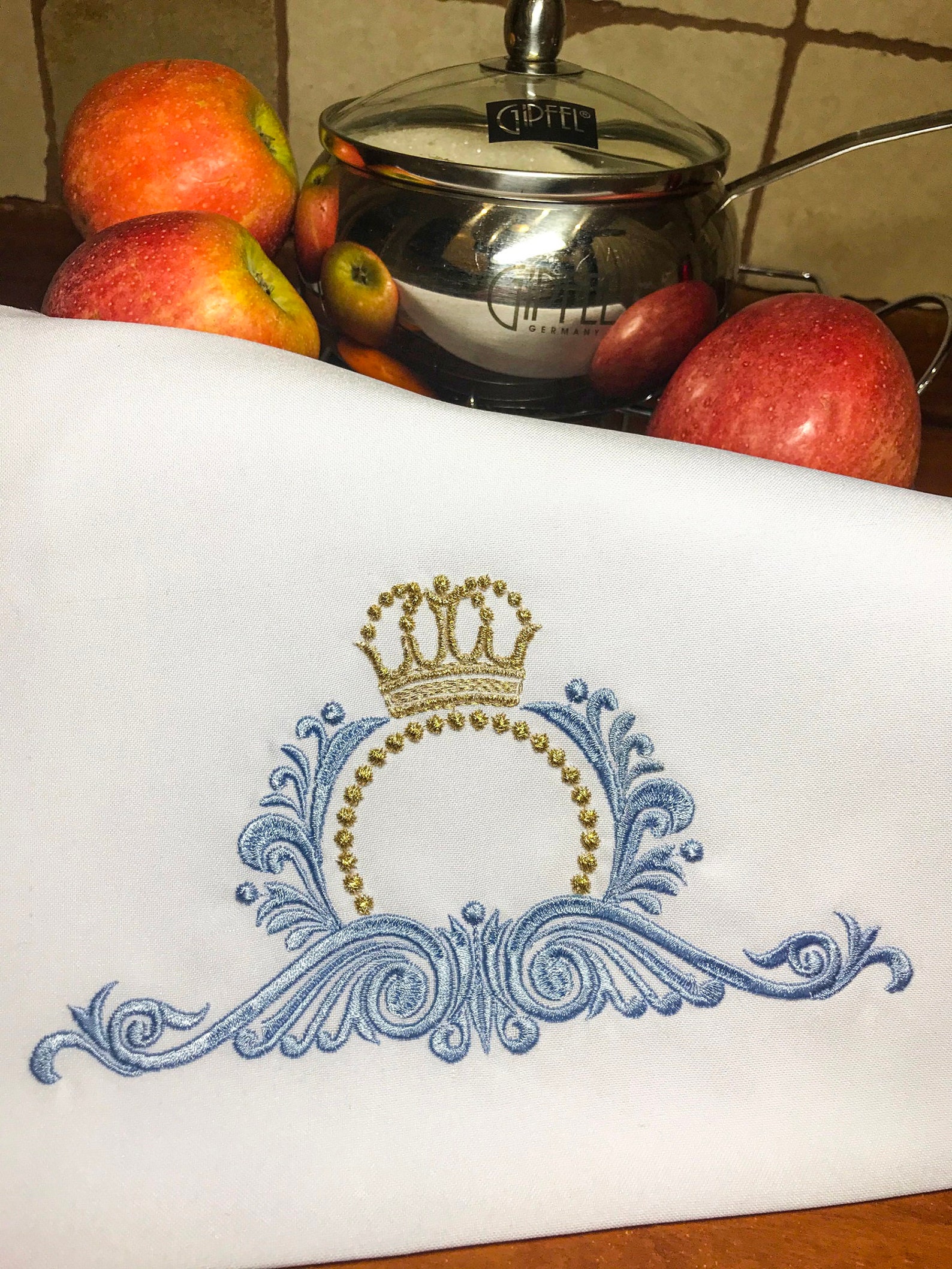 Crown Monogram Frame Machine Embroidery Design 2 Sizes Fit - Etsy