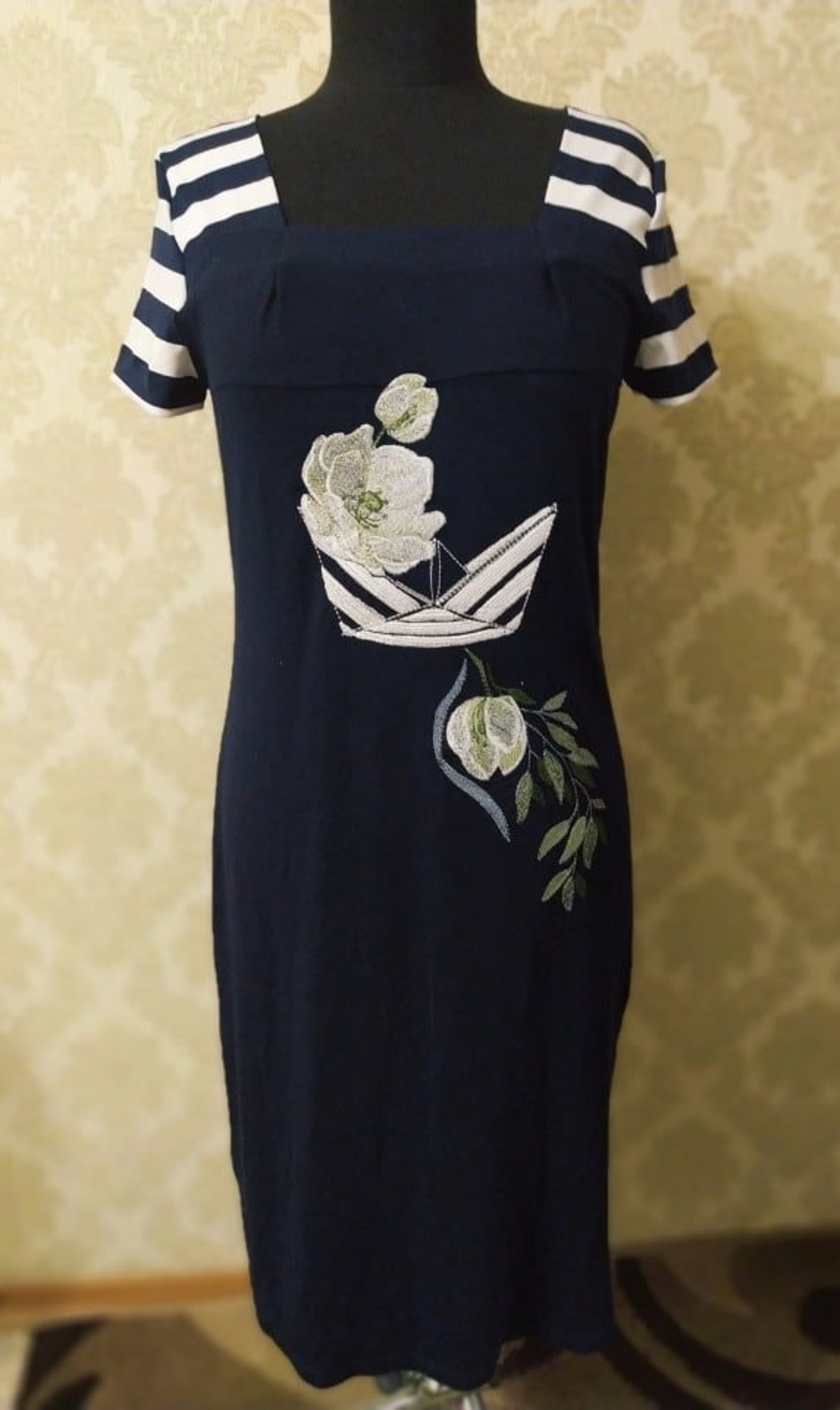 Paper Boat Machine Embroidery Design Set. Boat & Lotus Flower + Boat ...