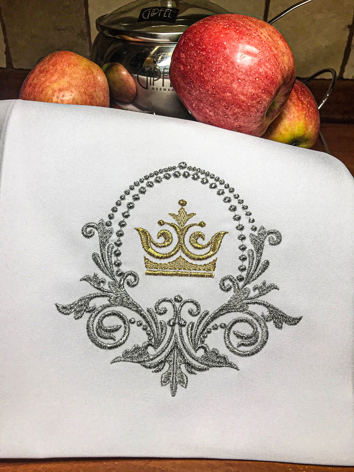 Crown Monogram Frame Machine Embroidery Design Set: Crown - Etsy