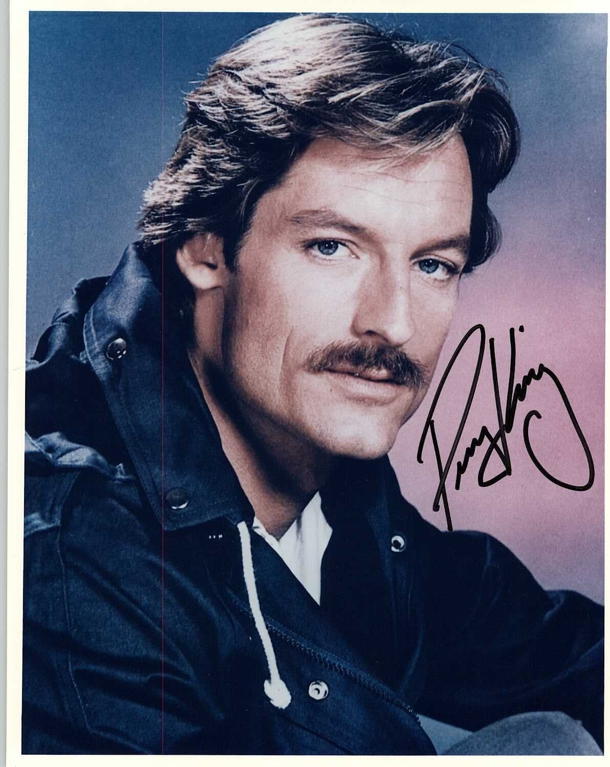 Perry King's Instagram, Twitter & Facebook on IDCrawl