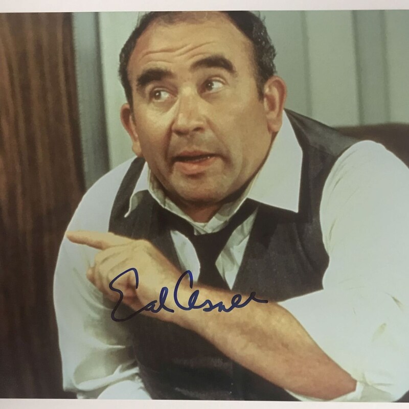 Mary Tyler Moore Autograph - Etsy