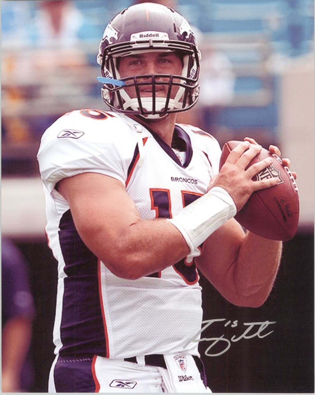Tim Tebow Signed Autographed Glossy 8x10 Photo Denver Broncos COA ...