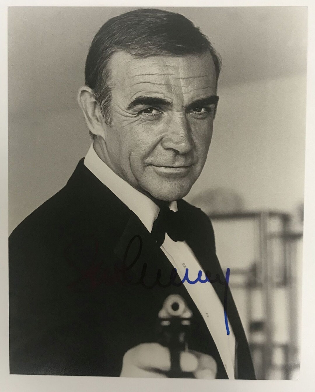 Sean Connery Signed Autographed james Bond Glossy 8x10 Photo Lifetime ...