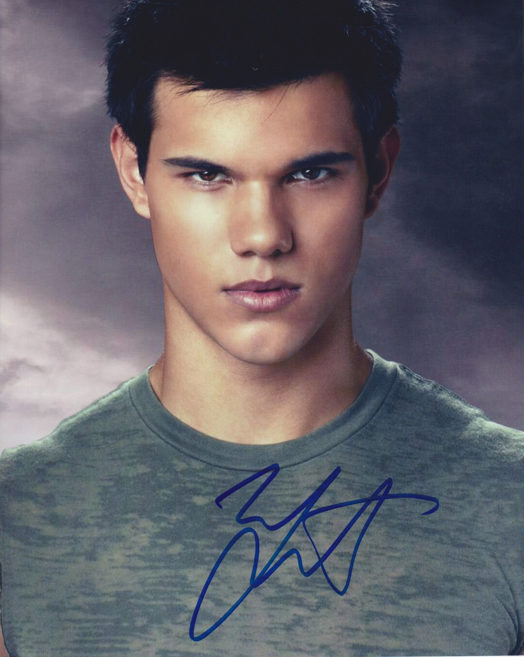 Taylor Lautner Signed Autographed "twilight" Glossy 8x10 Photo ...