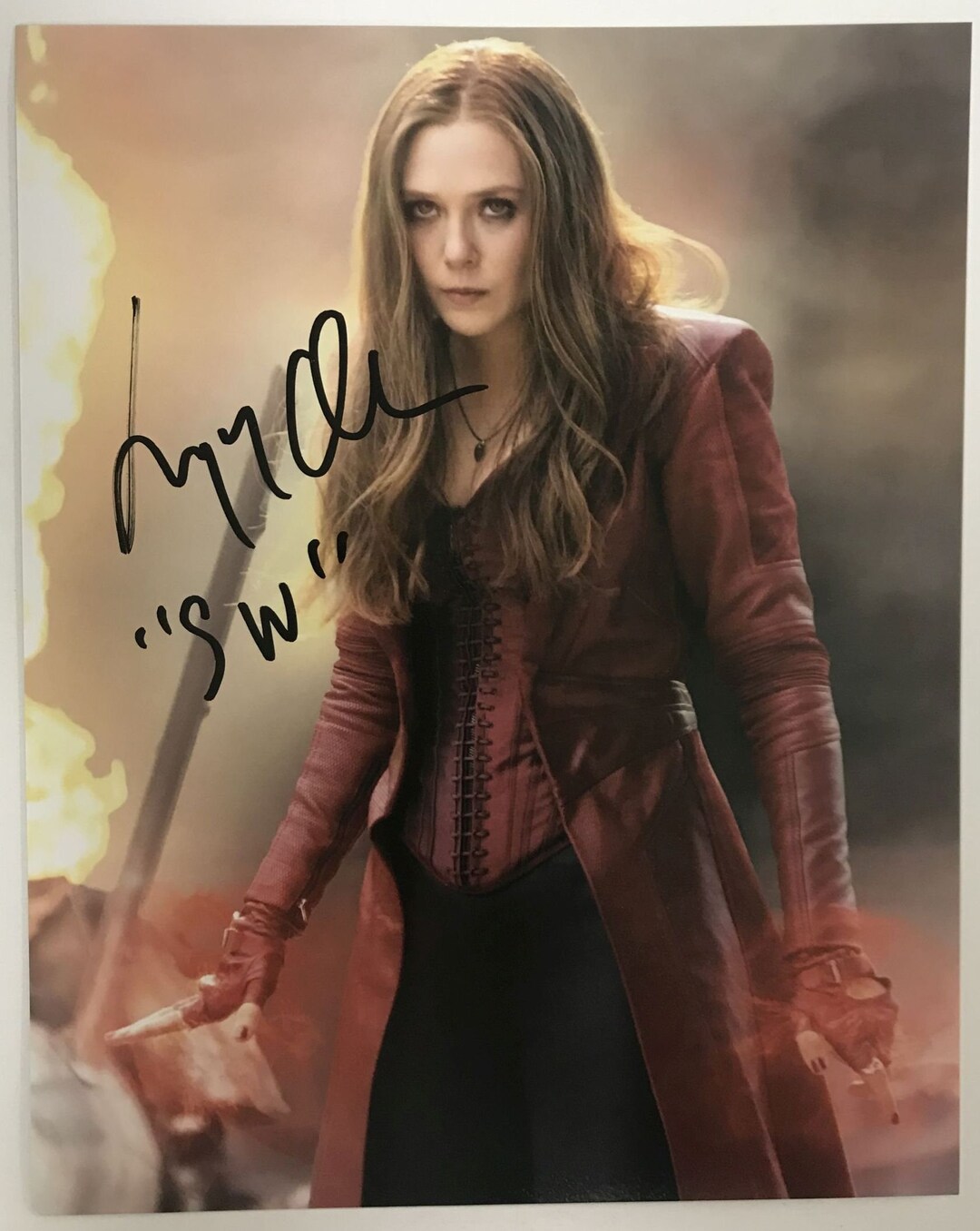 Elizabeth Olsen Signed Autographed scarlet Witch Glossy 8x10 Photo ...