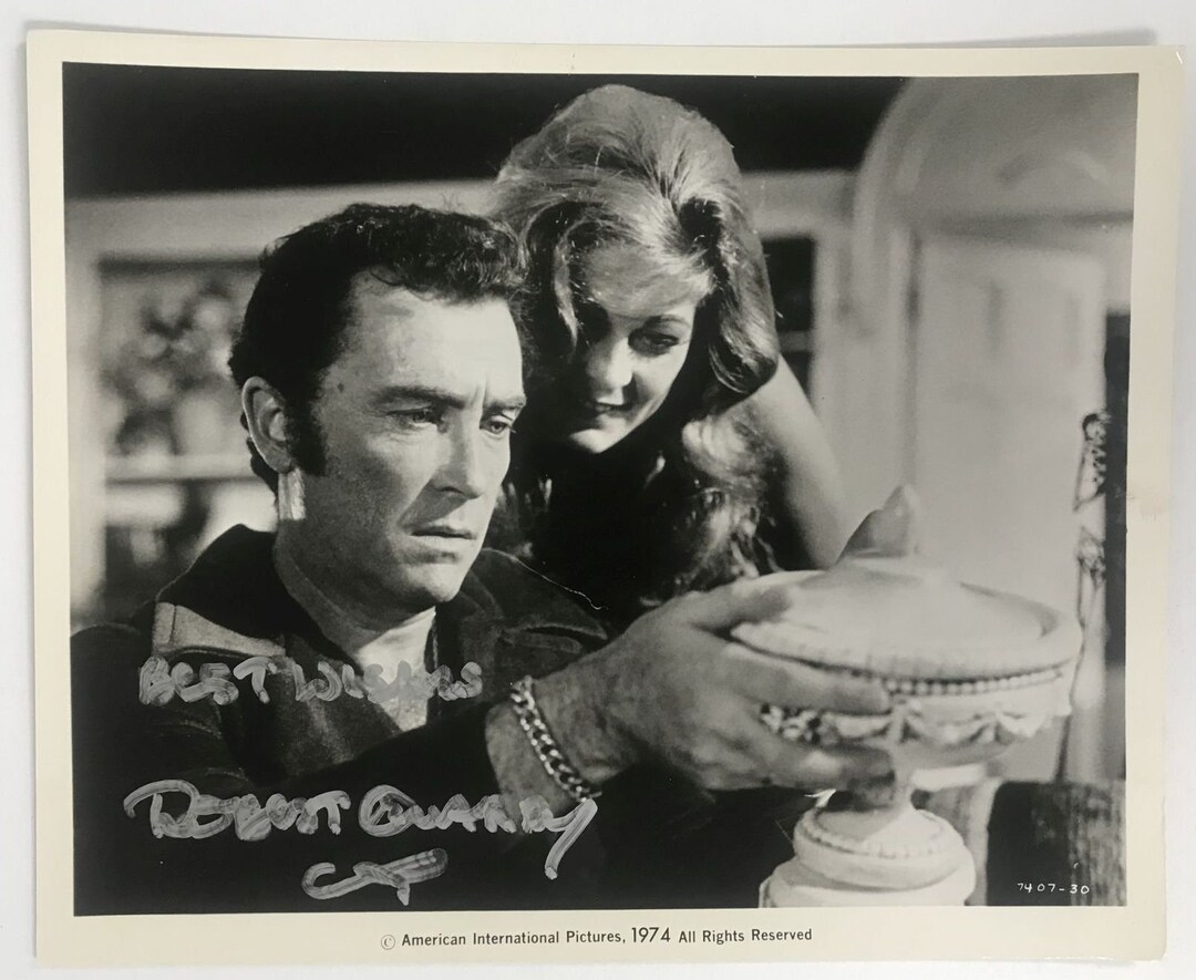 Robert Quarry d. 2009 Signed Autographed Vintage Glossy 8x10 Photo ...