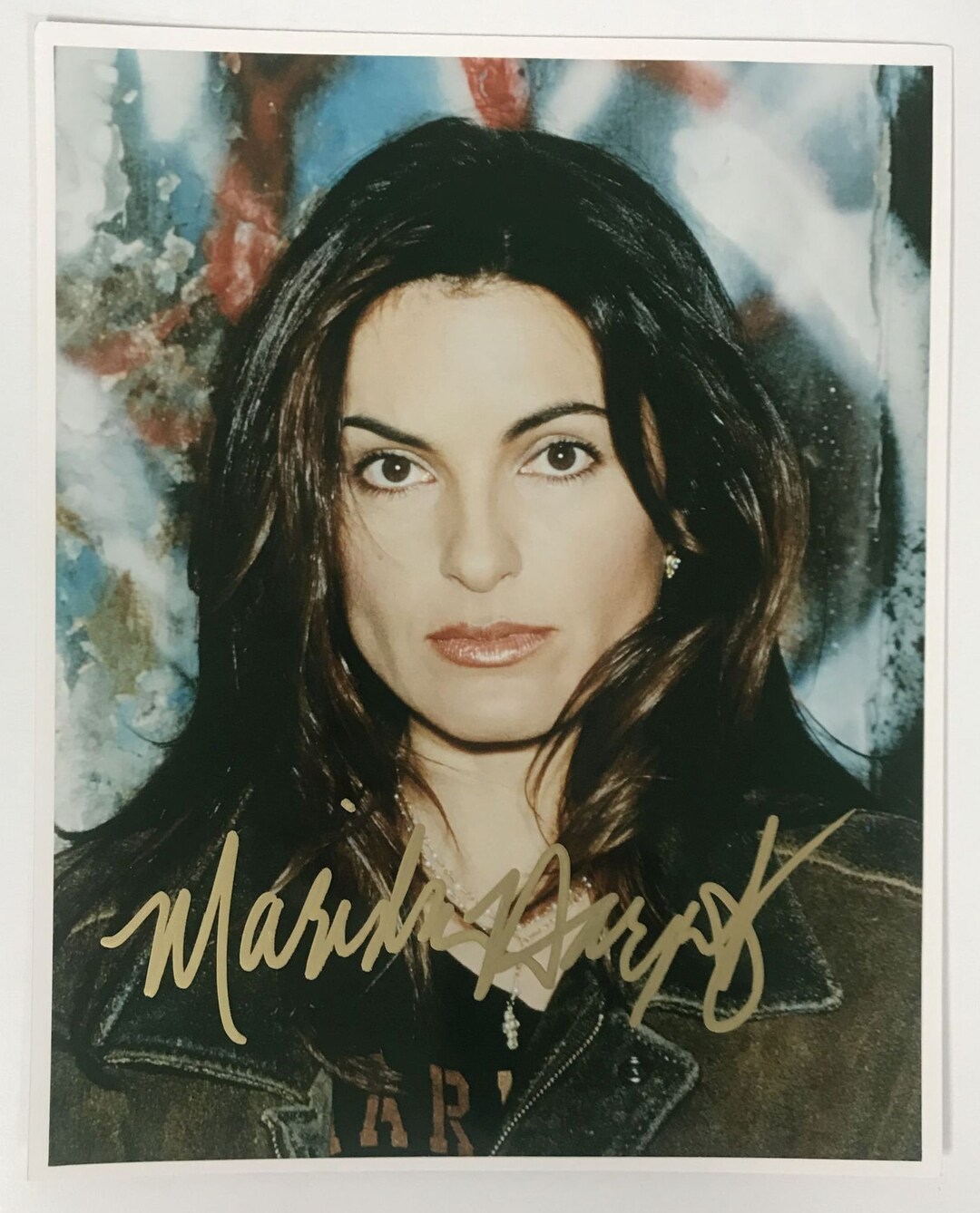 Mariska Hargitay Signed Autographed Glossy 8x10 Photo Lifetime Coa Etsy