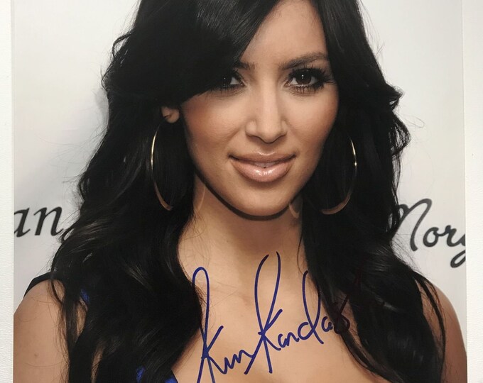 Kim Kardashian Signed Autographed Glossy 8x10 Photo COA Matching ...