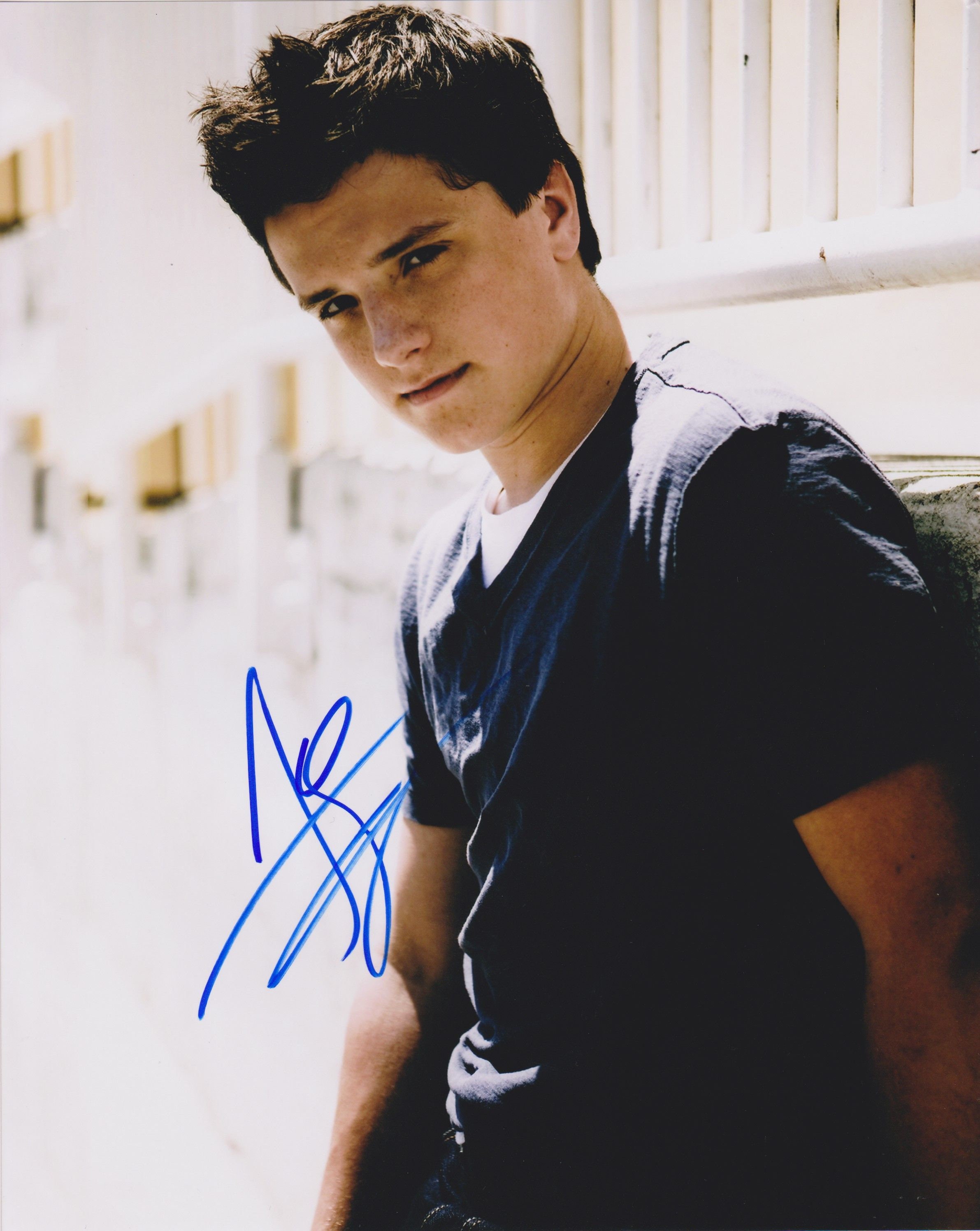 Josh Hutcherson Autograph