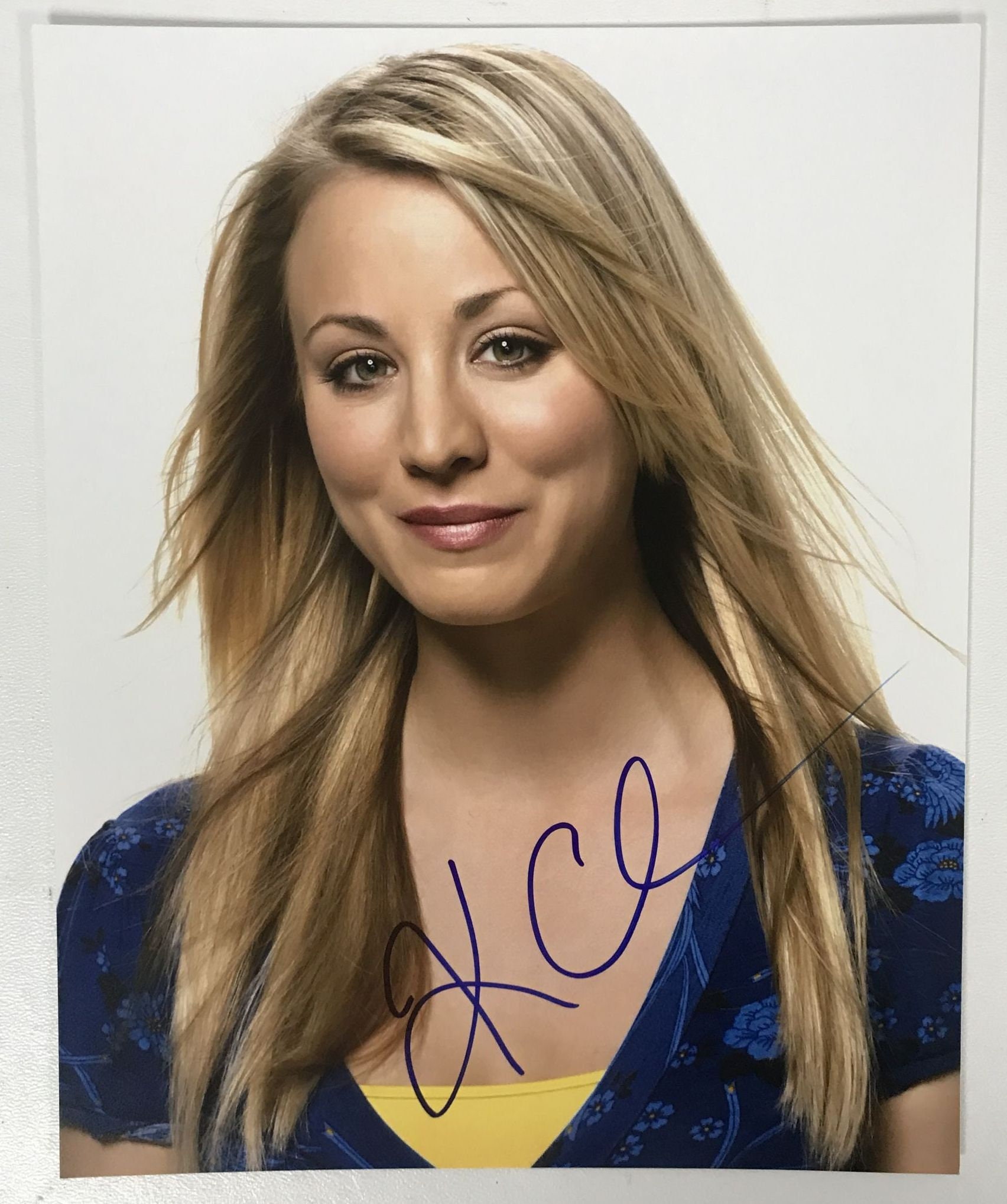 Kaley Cuoco Signed Autographed the Big Bang Theory - Etsy