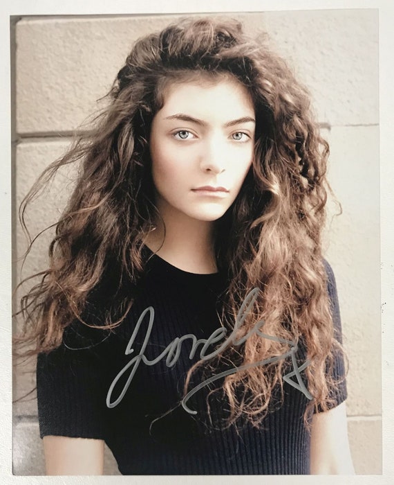 Lorde Autograph