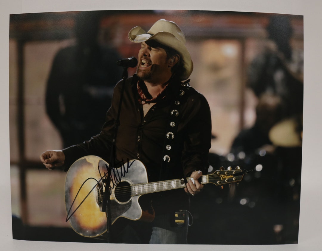 Toby Keith Signed Autographed Glossy 11x14 Photo COA Matching Holograms ...