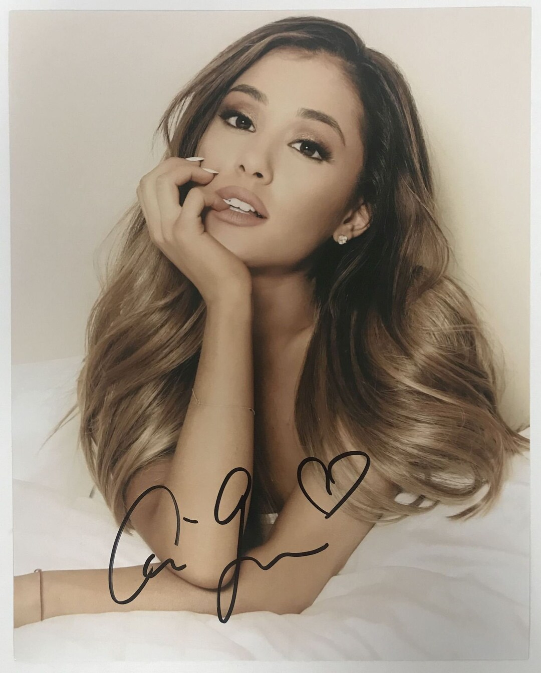 Ariana Grande Signed Autographed Glossy 8x10 Photo Lifetime COA - Etsy