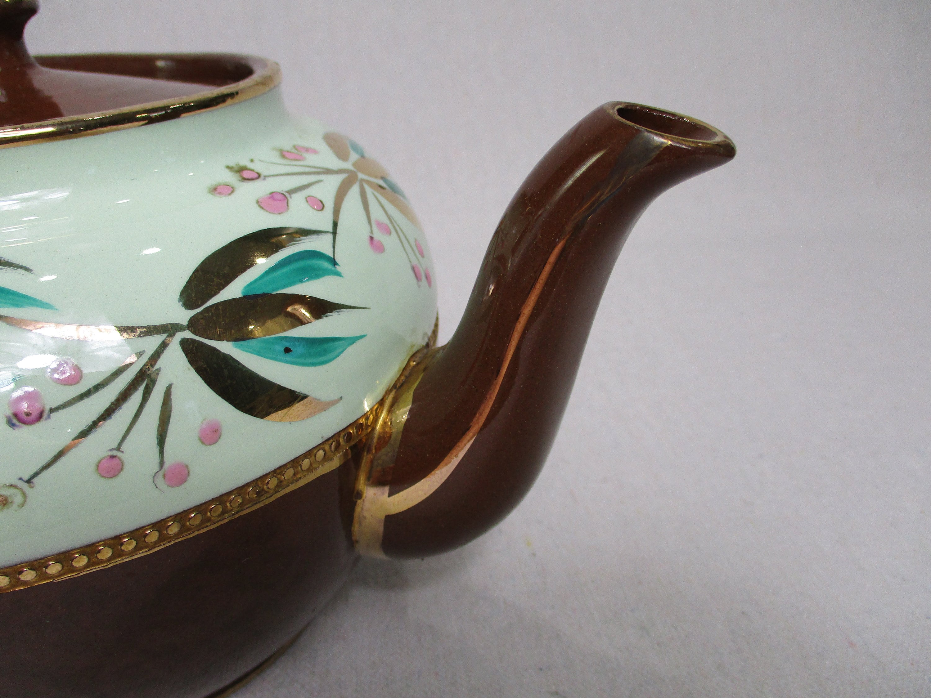 Sadler Staffordshire England Teapot at Sam Cawthorn blog