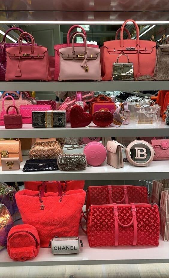 120 PINK BOUJEE BADDIE Collage Aesthetic. Trendy Vogue | Etsy