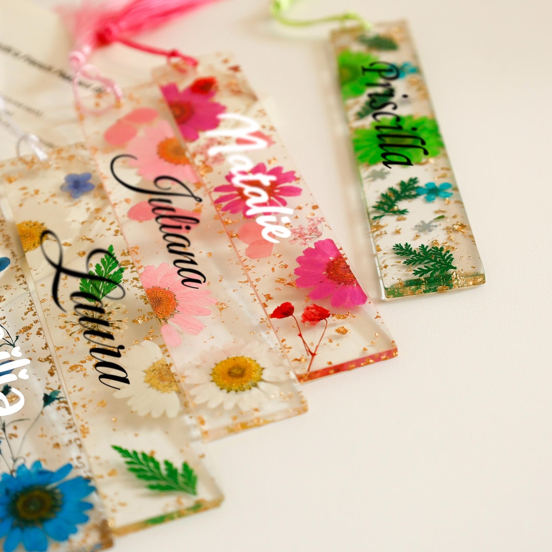 Personalized Pressed Flower Resin Bookmark/ Mothers Day Gift Idea/ Gift ...