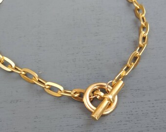 T Chain Necklace - Etsy