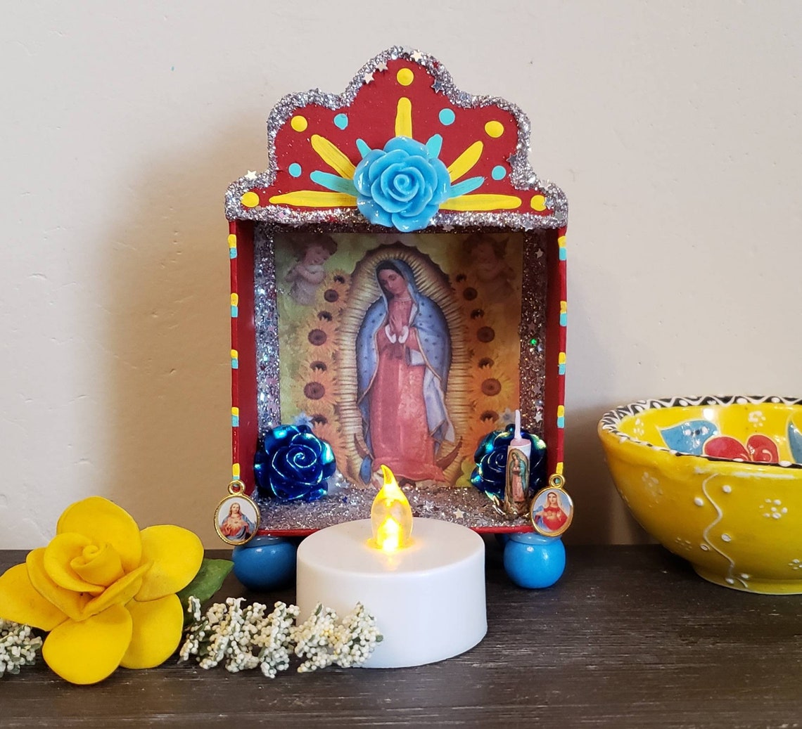 Guadalupe Nicho Día De Los Muertos Santuario Retablo Oración Santuario ...