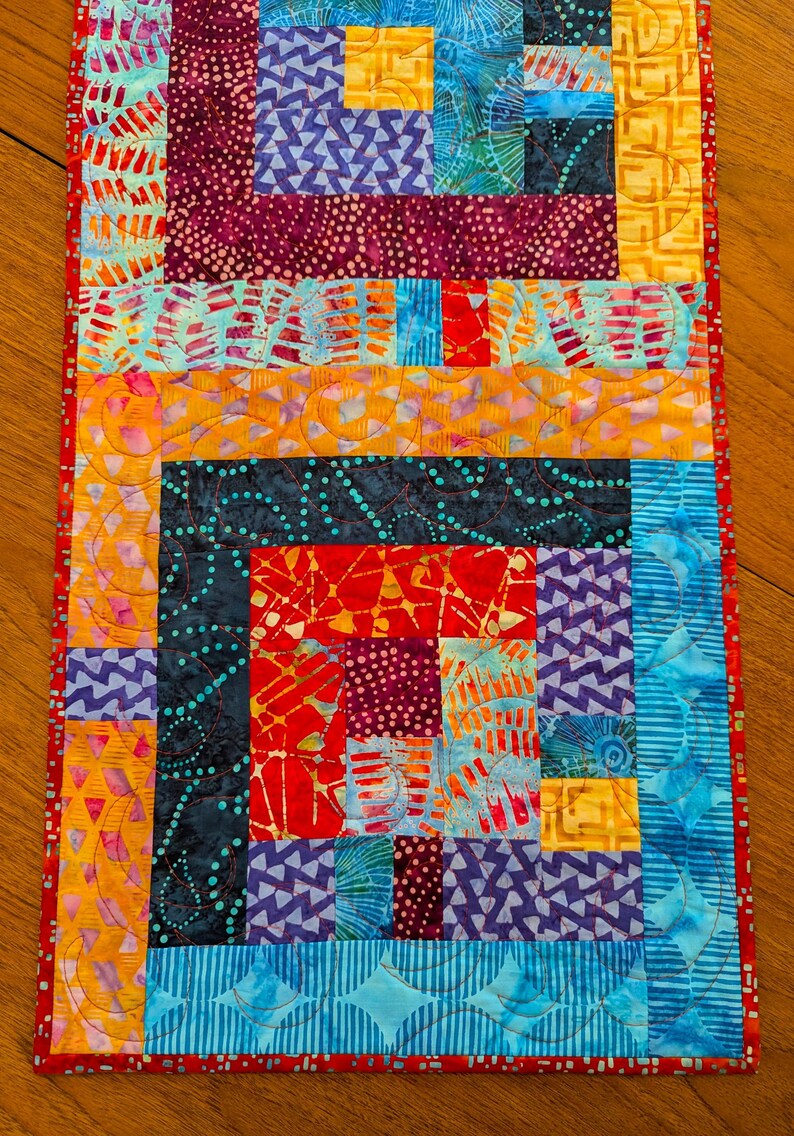 Winter Chaser Table Runner - Etsy
