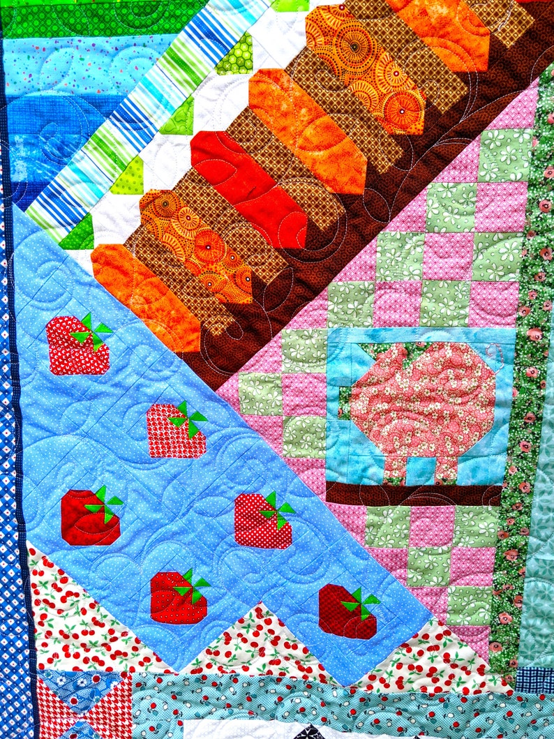 Life on the Farm Throw Quilt - Etsy