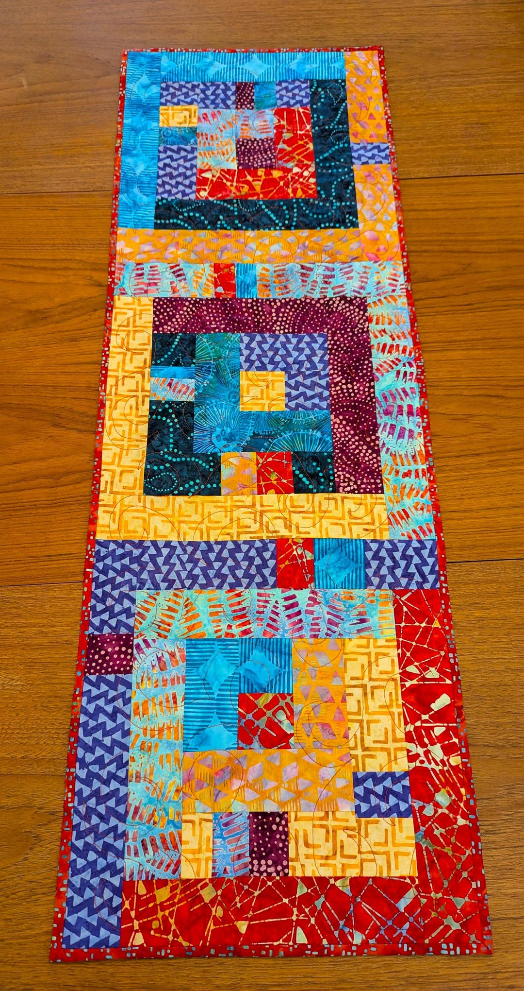 Winter Chaser Table Runner - Etsy